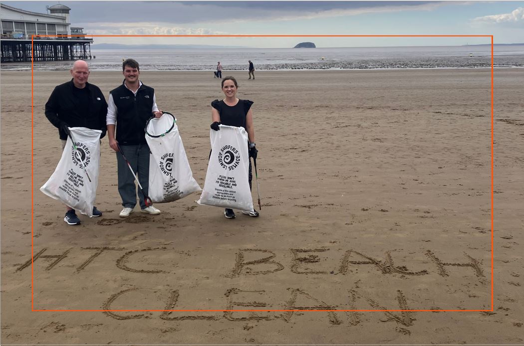 We hold beach clean-up - Hartnell Taylor Cook